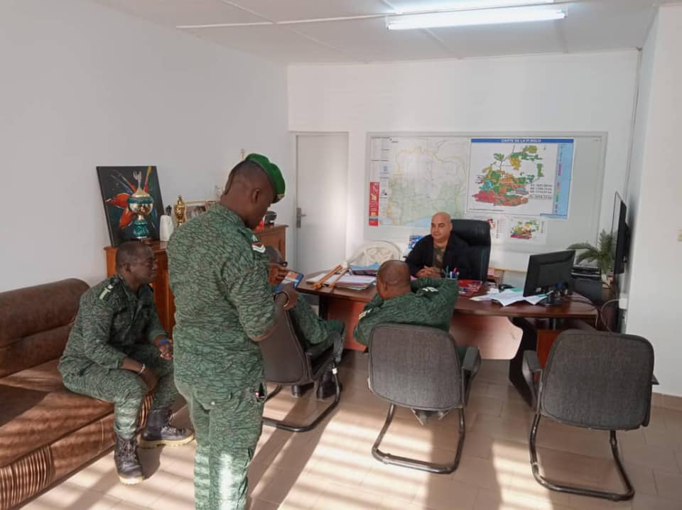 Visite à l'Ensemble Agro-industriel (E.A.I) de la SIPEF-CI à Bolo ...