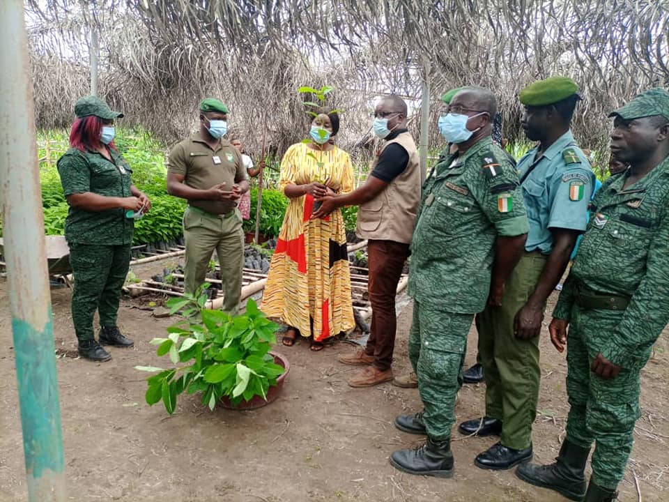 DREF DE LA MÉ / Le groupe Nestlé met 30 000 plants à la disposition de ...