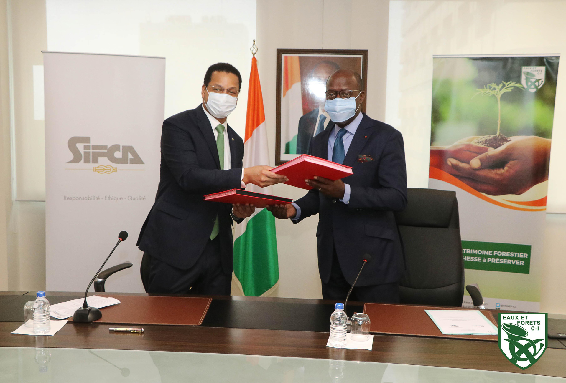 Le Groupe SIFCA et le Ministère des Eaux et Forêts s’engagent dans la ...